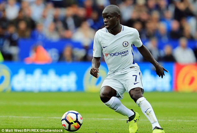 Kanté mostra mais uma vez porque é o melhor jogador na Inglaterra ...